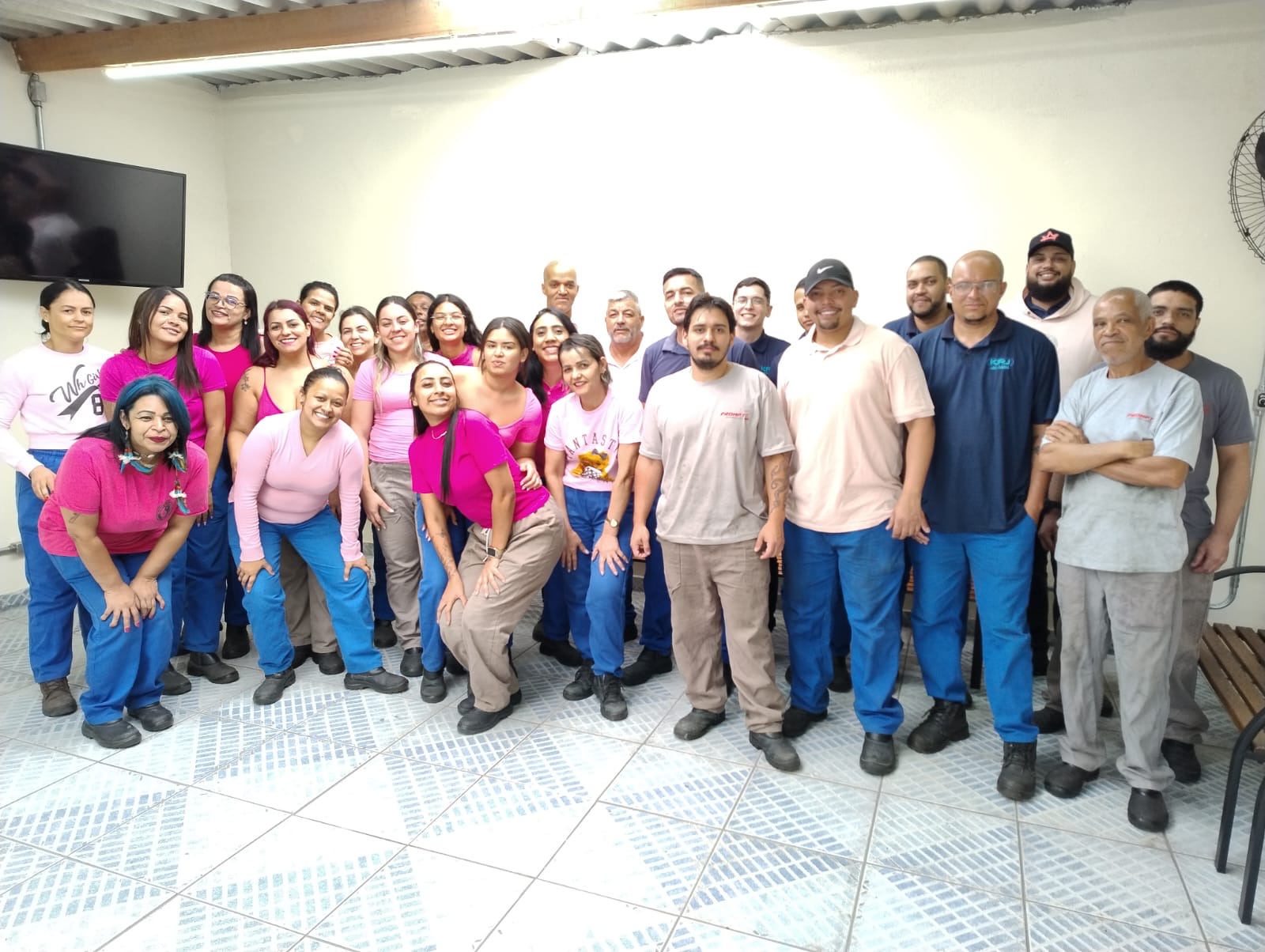 Outubro Rosa – Mês de Conscientização Sobre o Câncer de Mama - KRJ